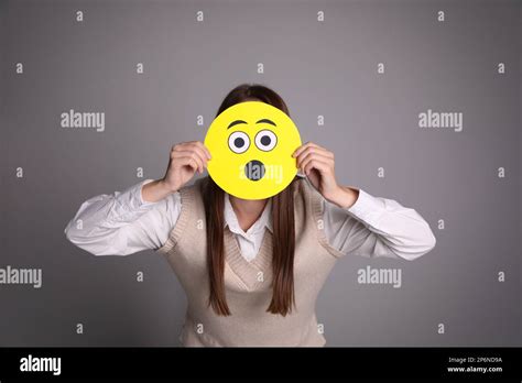 Shocked Face Emoji Hi Res Stock Photography And Images Alamy