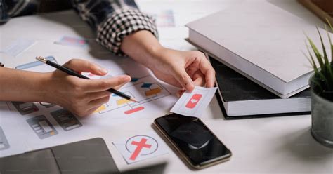 ui 디자이너 그리기 웹 사이트 ux 레이아웃 앱 개발 그래픽 디자이너 크리에이티브 스케치 계획 응용 프로그램 프로세스