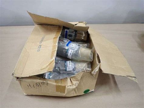 Lot Of 7 Smc Filter Regulator Modulars Yellow Tag Auctions