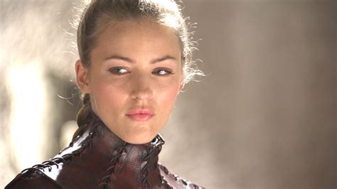 Legend Of The Seeker Cara Bath