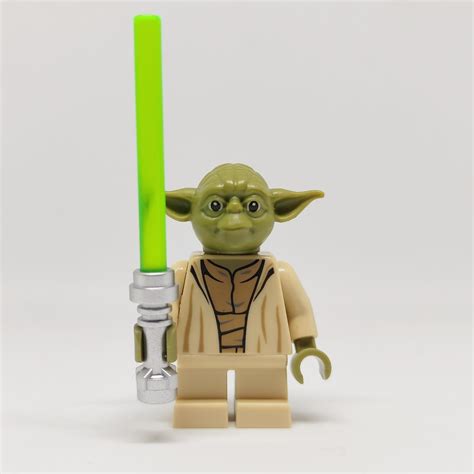 LEGO STAR WARS - figurka Yoda | Aukro