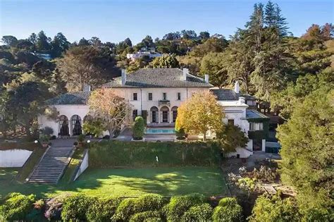 Indischer Milliardär Baut Luxusvilla Auf Einem Wolkenkratzer