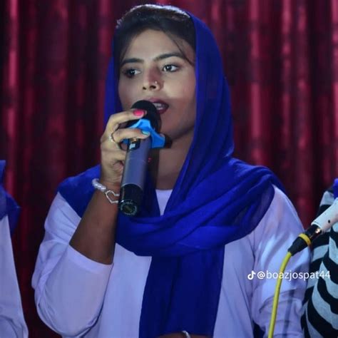 Mahwish Moon Youtube