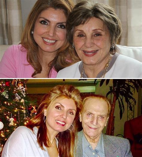 همسر رضا پهلوی، با این عکس‌ها رسوا شد؟