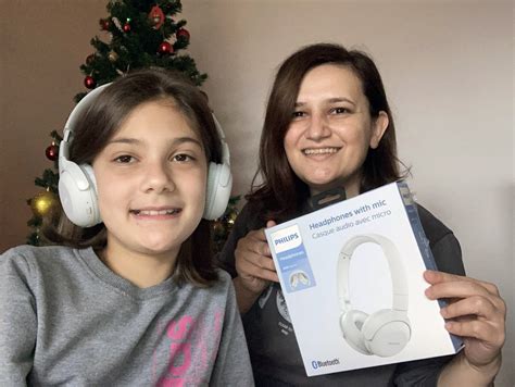 Оливера Лозналиева е добитничка на безжични слушалки Philips во наградната игра „Биди ти наш