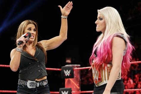 Mickie James The Hardcore Country Superstar Hubpages