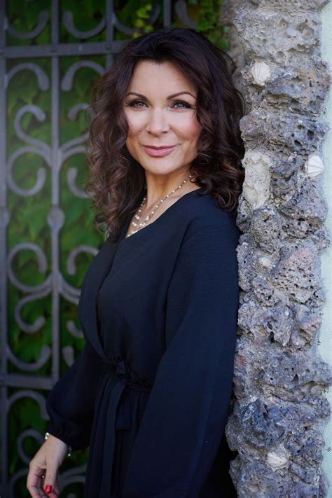 Helen Stanku On Reels