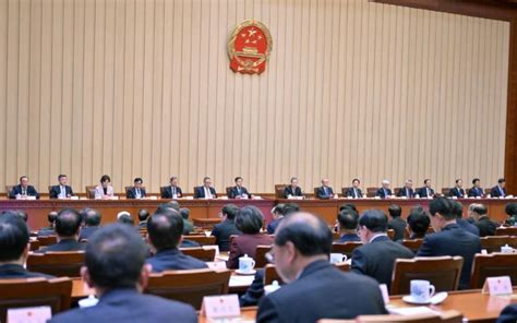 Избран состав президиума и принята повестка дня 2 й сессии ВСНП 14 го