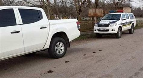 სახლამდე ძალიან ცოტა მანძილი იყო დარჩენილი ერთი წუთი და უნდა გადაეხვიათ გზიდან რას ჰყვება