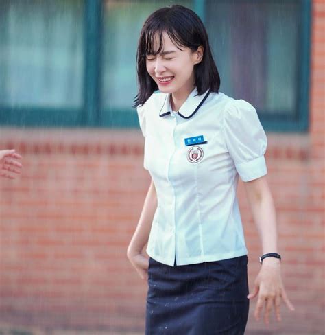 40대에 교복입고 고등학생으로 나오는 이쁜누나들 포텐 터짐 최신순 에펨코리아