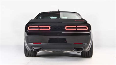 Dodges Iconic V8 Muscle Cars A Farewell To The Charger And Challenger
