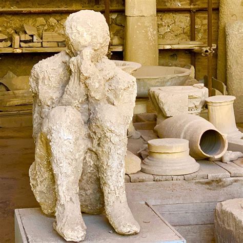 Pompeii Volcano Bodies