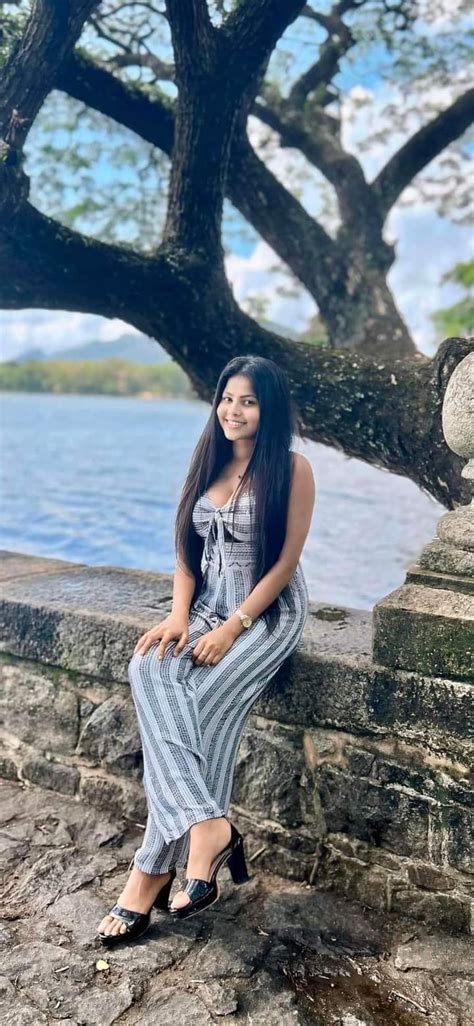 සිංහල වැල් Facebook