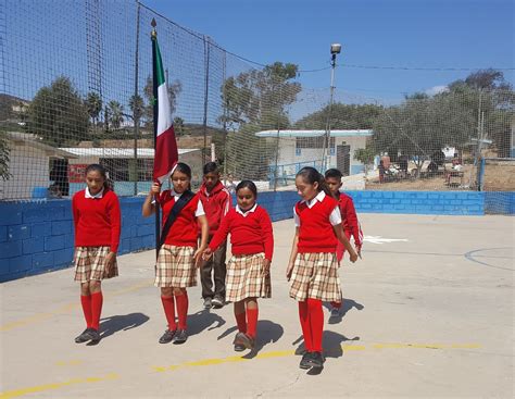 Educación Bc Inicia Delegada Recorrido Por Planteles Escolares De Rosarito