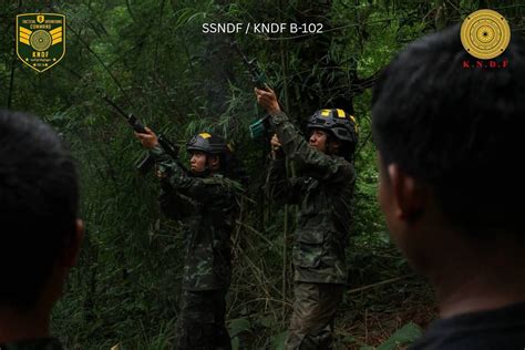 ကရင်နီ တိုက်ပွဲများတွင် ရဲဘော် ၂ ဦး ကျဆုံး