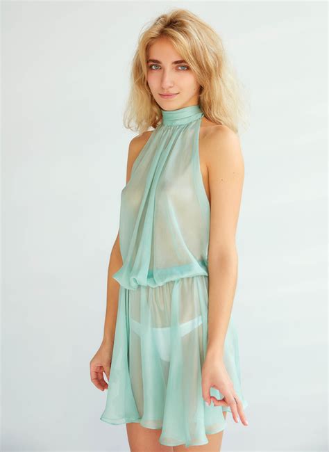 Amazing Blonde Bella Luz Strips Naked And Bends Over On Photoshoot Photos