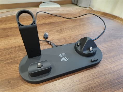 All In One Charging Dock Wireless Usb C Lightning Micro Usb Mobile Phones Gadgets