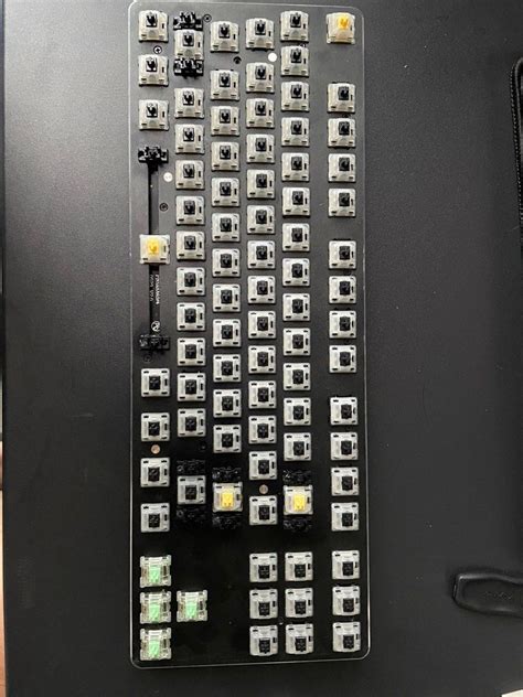 Gmmk Barebones With Keycaps And Switches Fully Modded Computers And Tech Parts And Accessories
