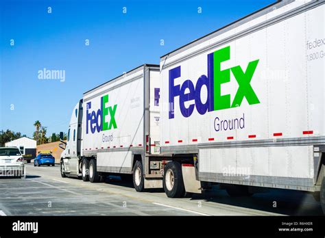 Fedex Ground Truck