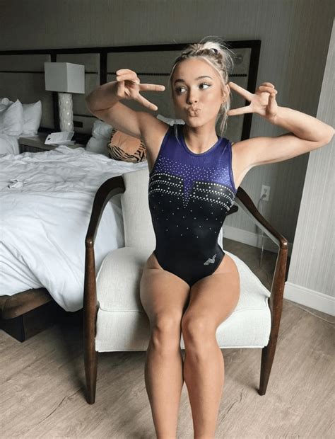Livvy Dune Rjerkofftoceleb