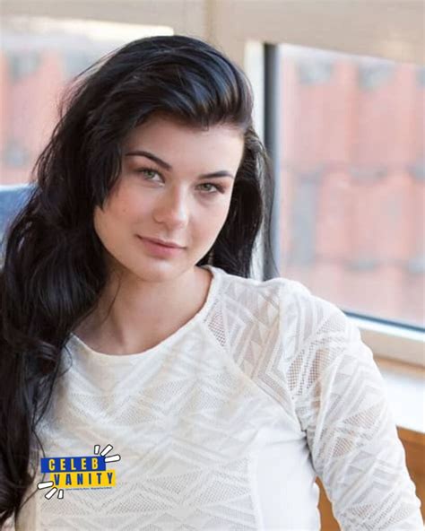 Lucy Li Biography Age Physical Looks Contact Details Family History Boyfriends Net Worth