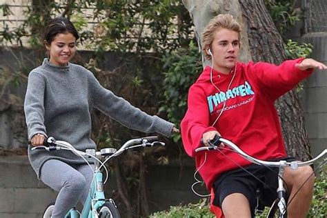 Mam De Selena G Mez No Est Contenta Con La Decisi N De Su Hija De