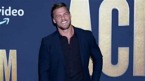 Jack Reacher Star Alan Ritchson Reveals His Workout Project Casting