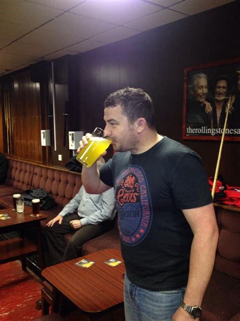 Wayne Docherty Is Fundraising For Cancer Research Uk