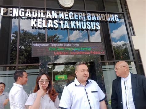 Sidang Penggelapan Rp100 Miliar Kuasa Hukum Miming Theniko Pertanyakan Kejanggalan Cek Yang