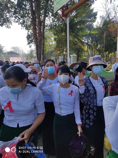 Dvb ပန်းတနော်မြို့ ဆန္ဒပြပွဲ ဆရာ ဆရာမများ ပါဝင်လာ၊ ထွေအုပ်ဝန်ထမ်းများ