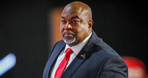 Mark Robinson Biography