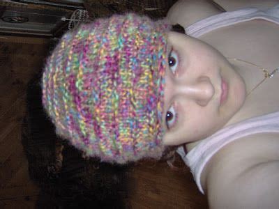 Stylish In The Round Hat Pattern