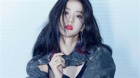 BLACKPINK Jisoo conquista a 1ª vitória solo no Show Champion com