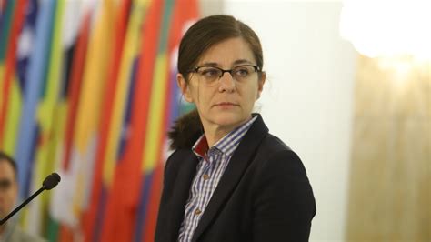 Министър Генчовска обсъди с колегите си в НАТО войната в Украйна Политика България