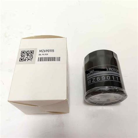 Oil Filter For Mitsubishi L200 L300 L400 Pajero Montero Galant