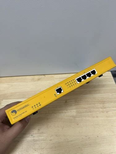 Symantec 16 95 00031 Firewall Vpn Model 100 4 Port Router F6 Ebay