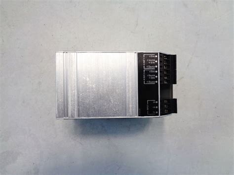 Moore Smart Hart Loop Interface And Monitor Module Him Hart 2ao 24dc [din]