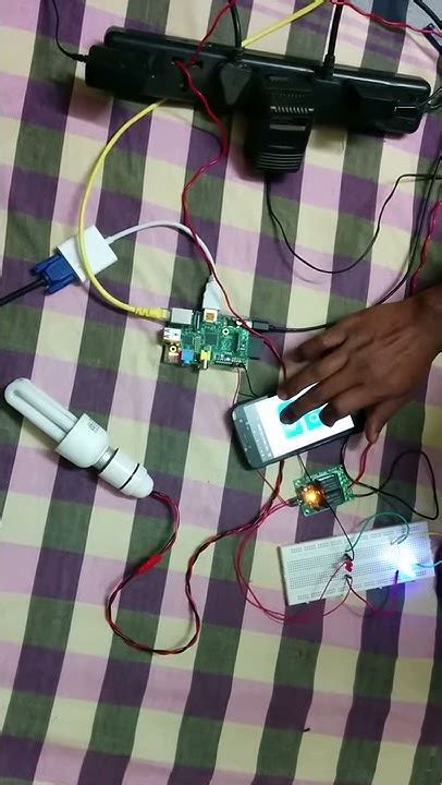 raspberry pi node js light on off youtube