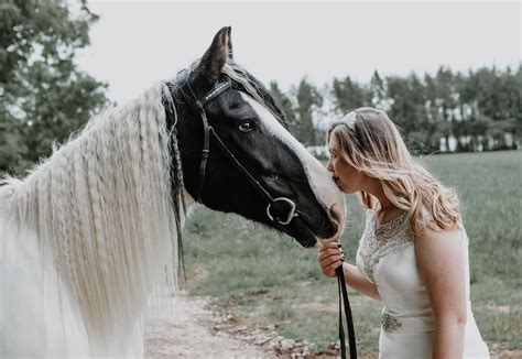 Rhona By Annie Rees Photography