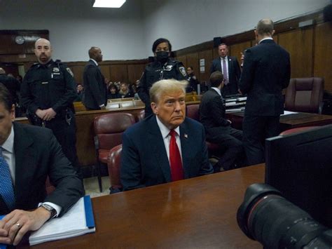 Special Prosecutor drops federal charges against Trump