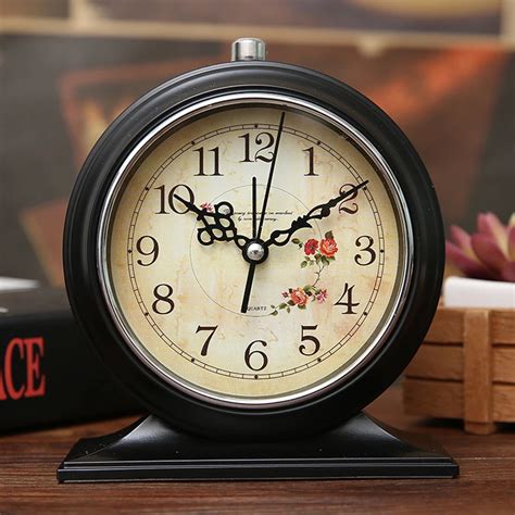 Ретро 4 дюймов металлический Настольный Будильник европейские антикварные бесшумные настольные