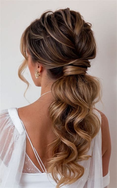 9 Quick And Stylish Updos For Medium Length Hair Best Review