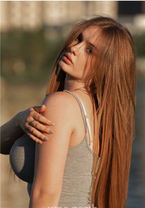 Comatozze Uma North Urlebird