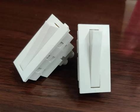 Electrical Apparatus For Switching At Rs 35 In Kolhapur Id 25722483612