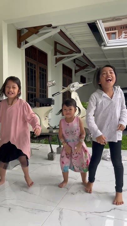 ANAK JEPANG JOGET DABOY BERSAMA KAKAK KAKAK #shorts - YouTube