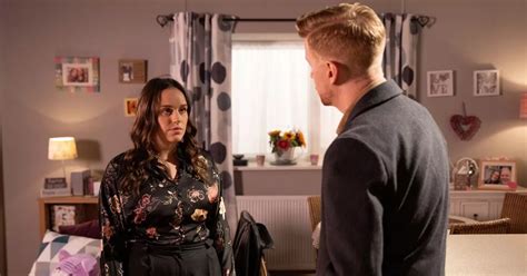 Corries Gary Windass Left Concerned Over Sister Fayes Behaviour Ok