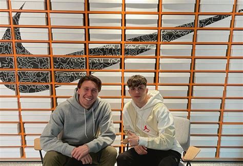 Alejandro Garnacho Signs New Boot Deal With Nike