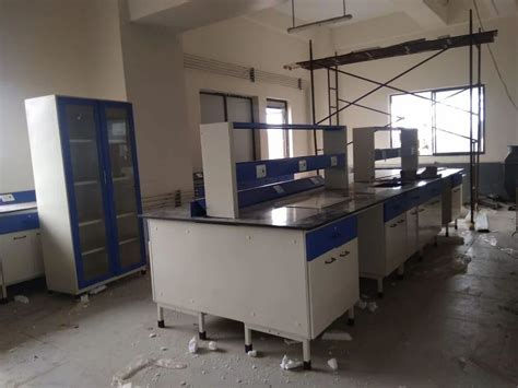 Laboratory Island Bench C Frame Design At Rs 60000 In Vadodara Id