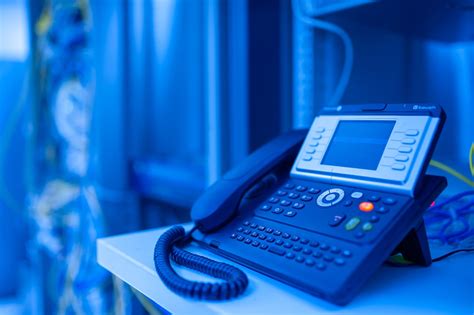 Hosted Pbx Vs Voip Whats The Difference Telewire