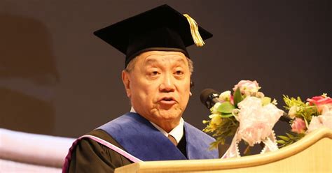 애플·ms 가볍게 제쳤다…2000억원 美 연봉킹 누구 [신정은의 글로벌富]